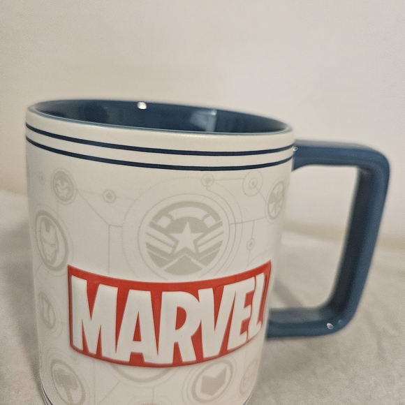 Marvel | Dining | Disney Parks Avengers Marvel Logo Coffee Mug New With ...